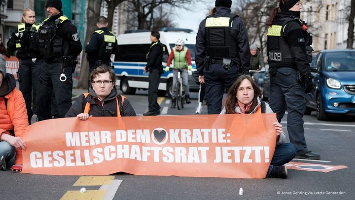 Fridays for Future kritisiert Letzten Generation Fridays for Future kritisiert Letzten Generation