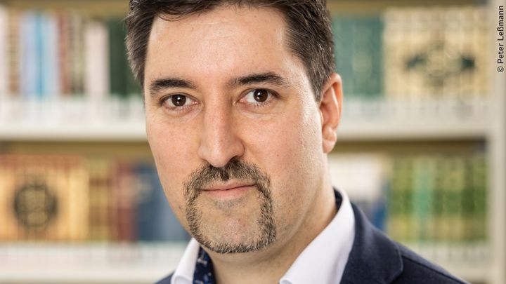 Was ist die islamische Mystik? – Interview mit Dr. Raid Al-Daghistani Was ist die islamische Mystik? – Interview mit Dr. Raid Al-Daghistani